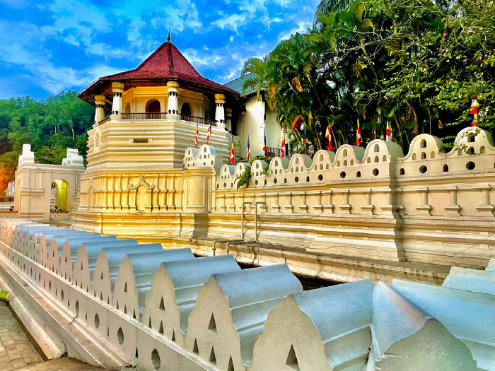 Kandy 2-Days Tour | Sri Lanka Journey | Individual English tours in Sri ...